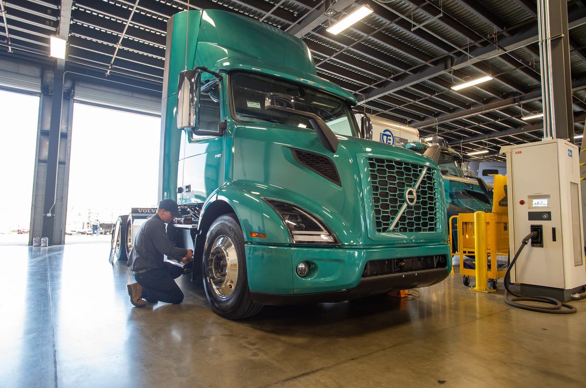 Volvo Trucks Continues Expansion of Electromobility Ecosystem with 11 ...