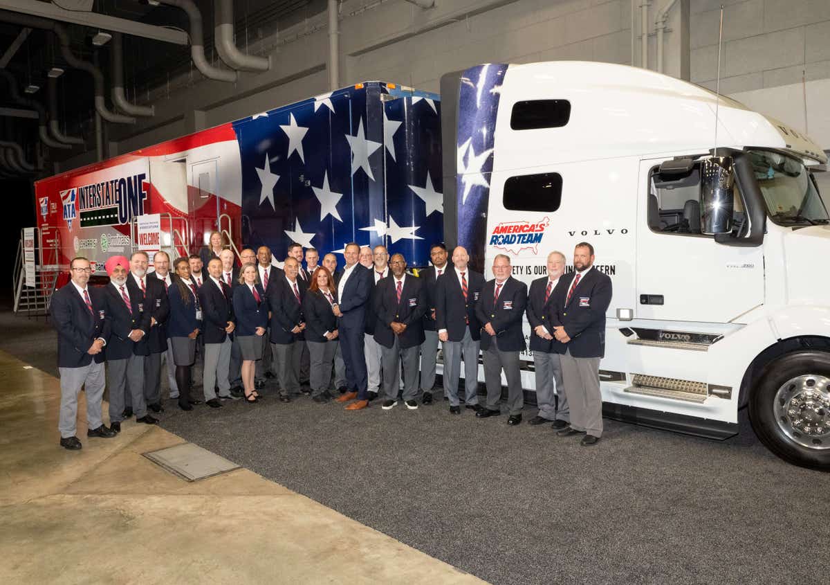 Volvo Trucks Extends Exclusive Sponsorship of America’s Road Team for 2024