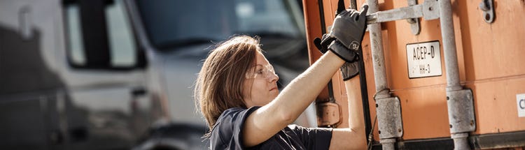 Protection And Maintenance Plans | Volvo Trucks USA