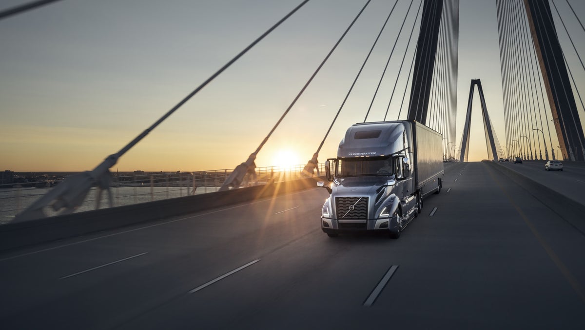 Volvo Truck Financing | Volvo Trucks USA