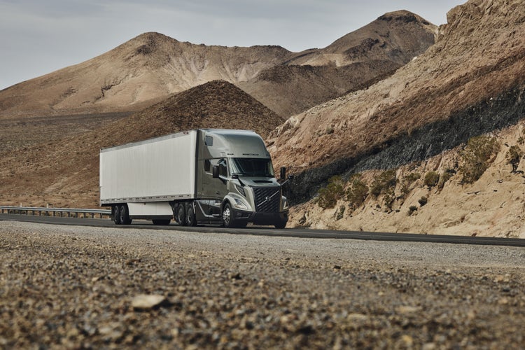 2025 Calendar | Volvo Trucks USA